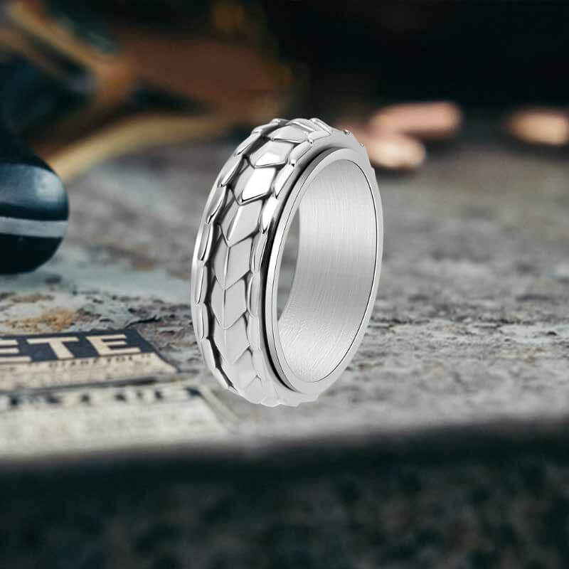 Creative Dragon Scale Stainless Steel Spinner Ring – GTHIC