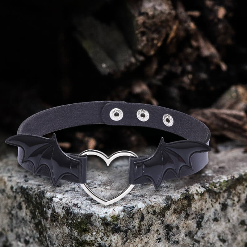 Gothic Heart Bat Wings Alloy PU Leather Choker Necklace – GTHIC